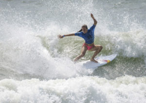 Justine Dupont - Surfeuse de grosses vagues & Waterwoman
